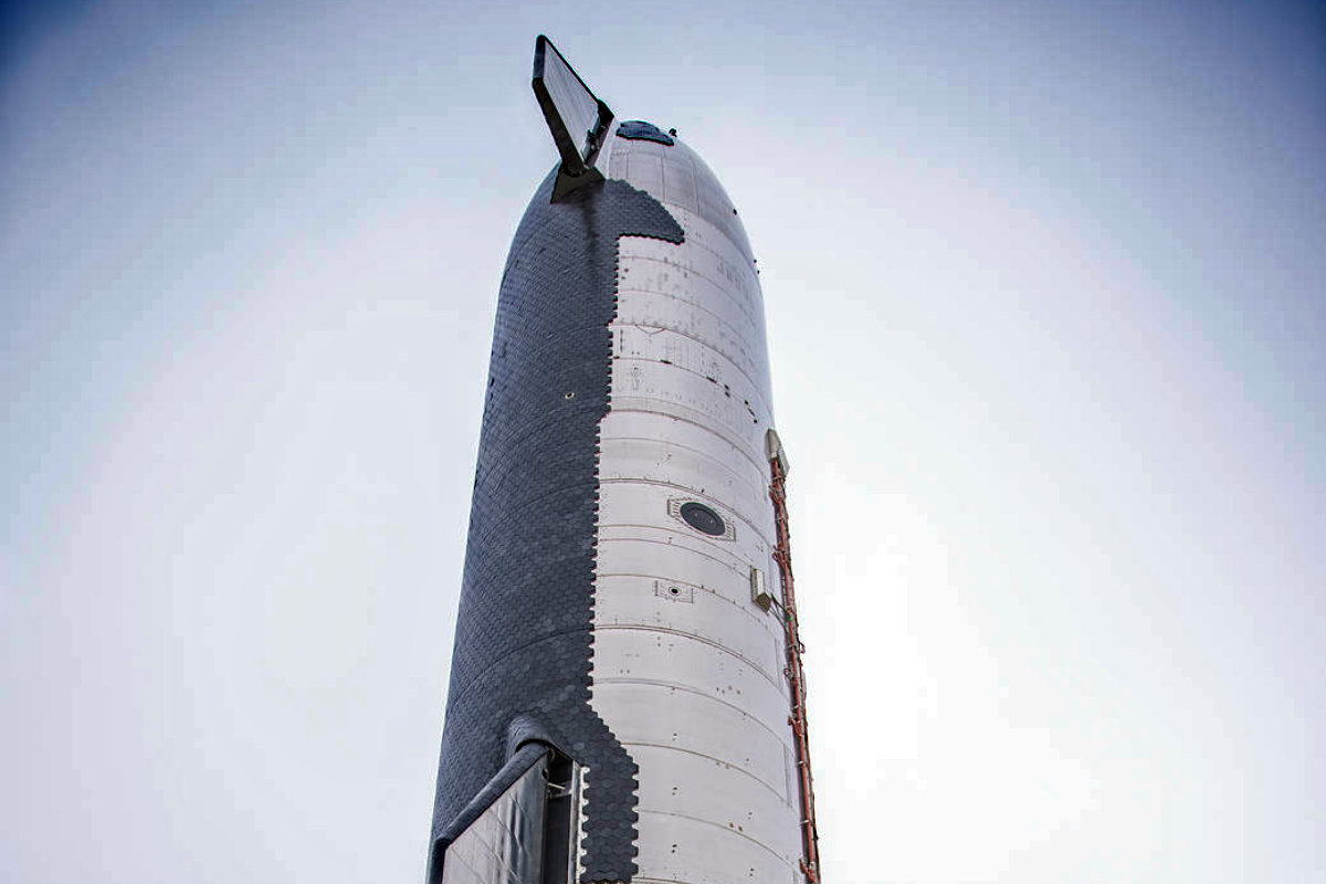 From Launch Pad to eBay: SpaceX Starship Heat Shield Debris Surfaces on ...